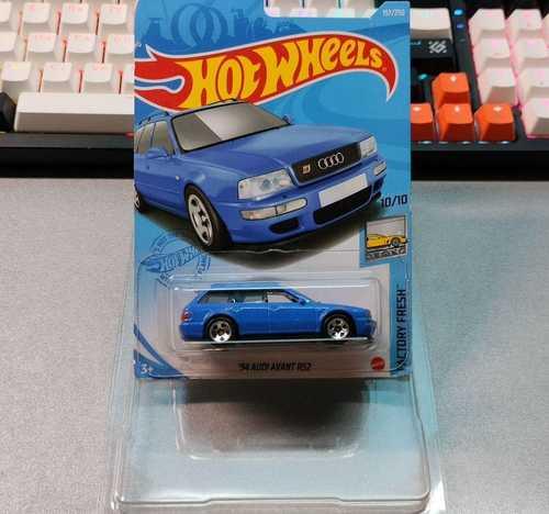 Hot wheels Audi Avant RS2