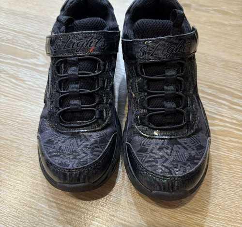 Кроссовки skechers