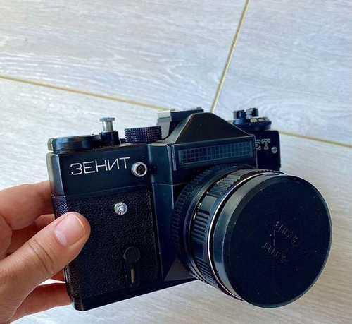 Плёночный фотоаппарат Зенит ET