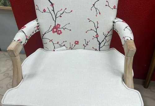 Кресло классическое Сакура