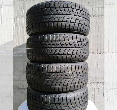 Bridgestone Blizzak WS-60 225/55 R17 97R