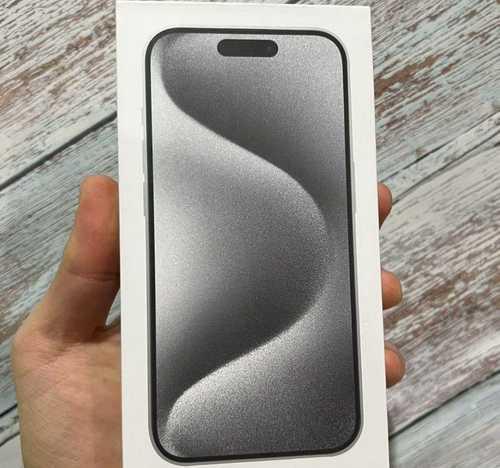 iPhone 15 Pro, 256 ГБ