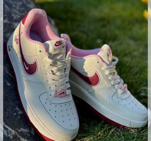 Женские кроссовки Nike Air Force 1 Cherry