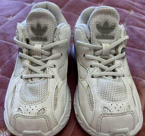 Кроссовки детские adidas