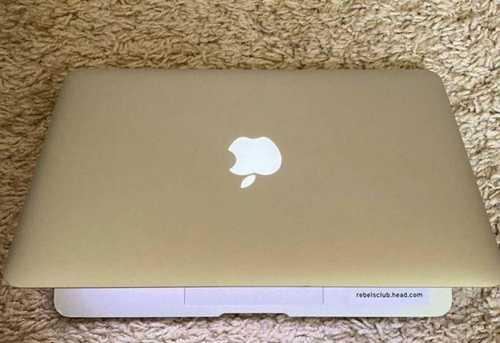 Apple MacBook Air 11 2010