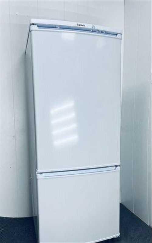 Холодильник двухкамерный новый 145 см новый белый