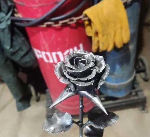 Роза из металла 37см