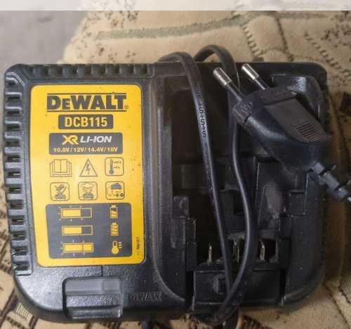 Зарядное устройство DeWalt