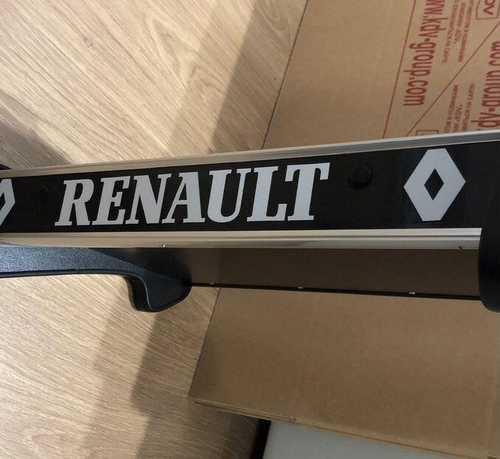 Renault master 2003-2009 столик полка на торпедо