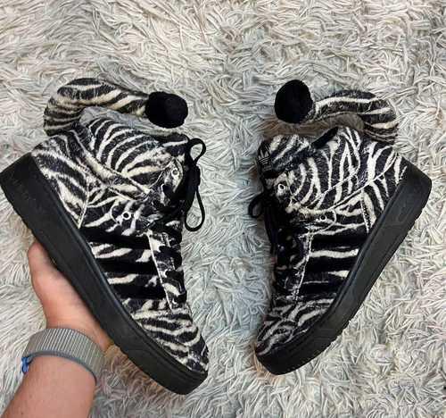 Кроссовки adidas jeremy scott zebra