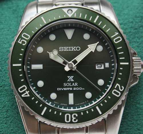 Seiko Solar 38.5 mm Green SNE583P1, в наличии