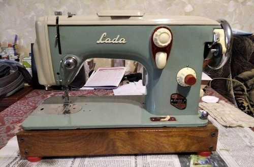 Продается швейная машина лада 237-1