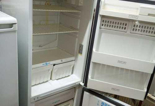 Двухкамерный Холодильник Стинол
