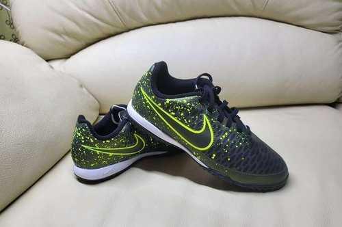 Сороконожки Nike новые детские 38 р