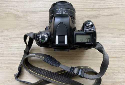 Фотоаппарат Nikon F-75, вспышка и кофр
