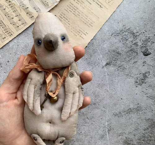 Птица игрушка