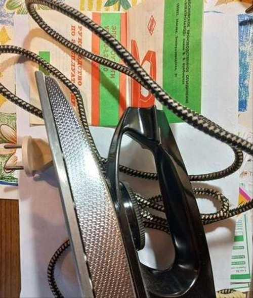 Советский утюг ут