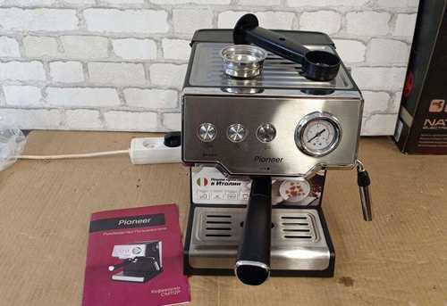Новая рожковая кофеварка Pioneer CM112P