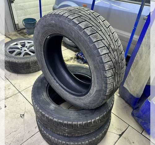 Nokian Tyres Nordman RS2 SUV 235/65 R18