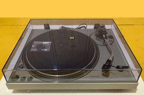 Проигрыватель винила Technics SL-1700