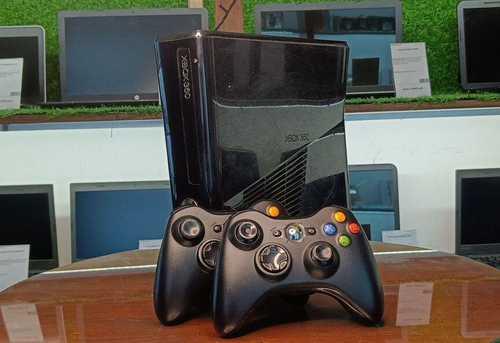 Xbox 360 slim 250gb + 2 джойстика