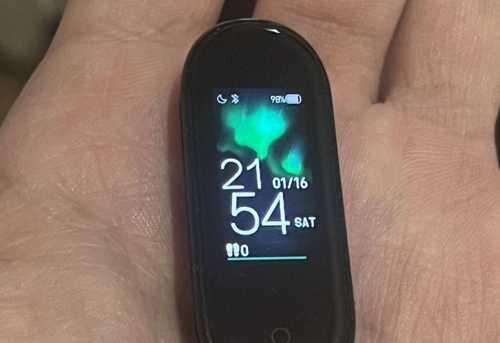 Умные часы Xiaomi mi band 4