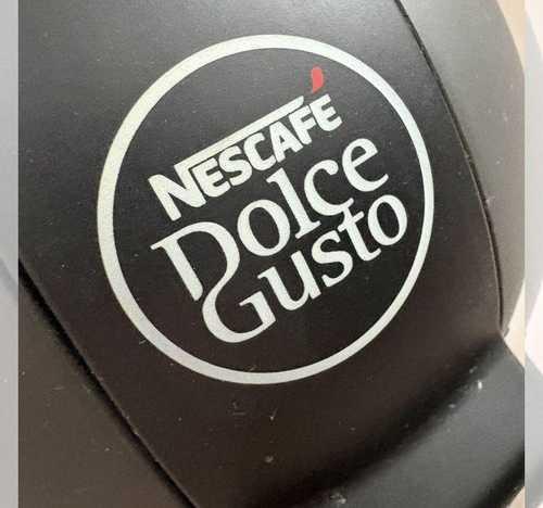 Капсульная кофемашина dolce gusto