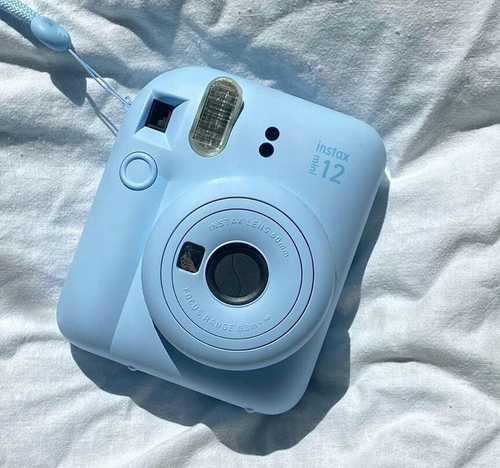 Поларойд instax mini 12