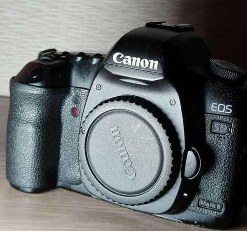 Фотоаппарат canon 5D mark ii с объективом