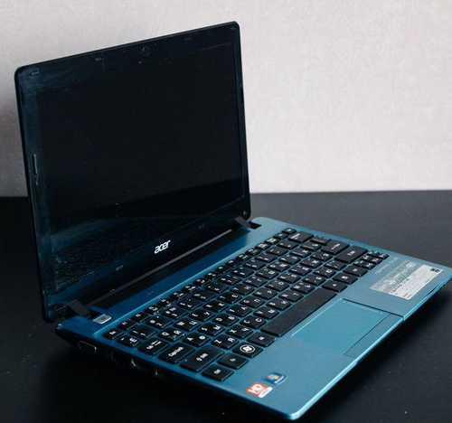 Ноутбук Acer Aspire One 725