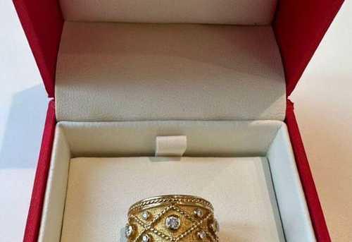 Золотое кольцо с бриллиантaми