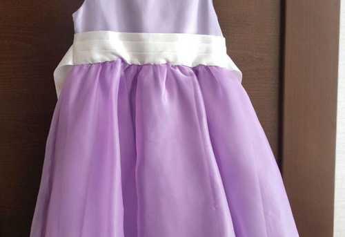 Платье нарядное на девочку 5-6 лет