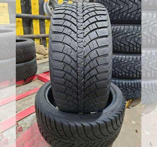 Kumho WinterCraft WP71 275/35 R19 98V