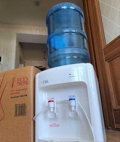 Кулер для воды новый в упаковке