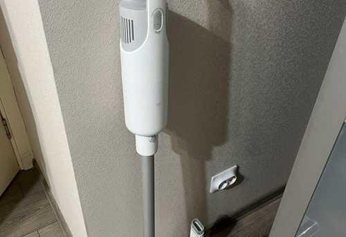Ручной пылесос Xiaomi Vacuum Cleaner