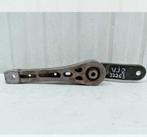 Опора двигателя задняя Volkswagen Jetta CAX caxa