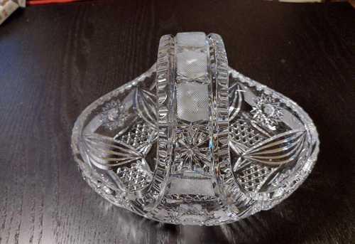 Ваза (конфетница) в форме корзинки, хрусталь, СССР