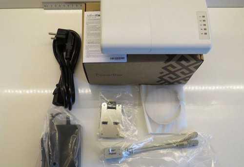 Mikrotik PowerBox (RB750P-PBr2)