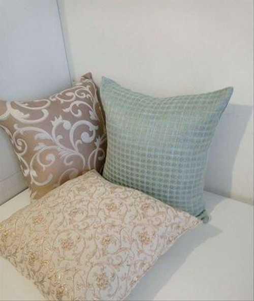 Подушки на диван разные