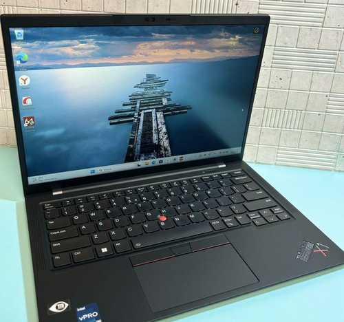 Lenovo Thinkpad X1 Carbon gen 10