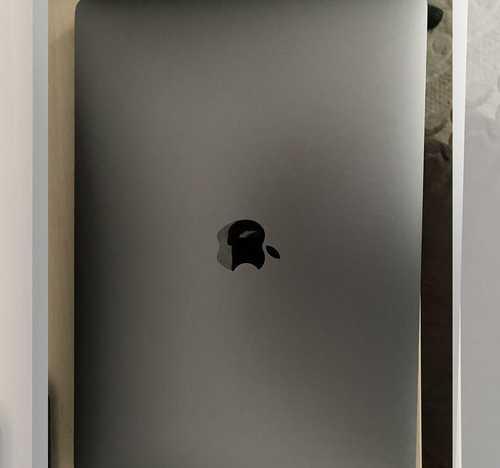 Mac book pro m2 8 gb