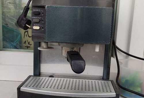 Кофеварка рожковая De'Longhi Bar M110