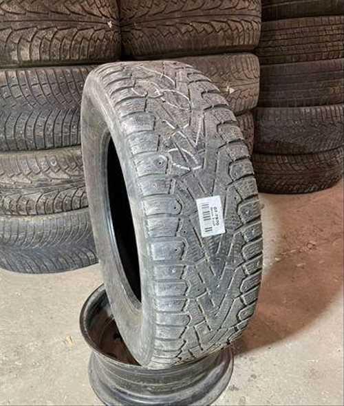 Pirelli Ice Zero 215/65 R16