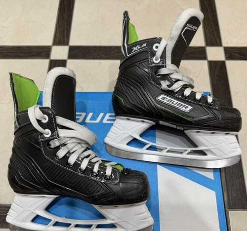 Хоккейные коньки bauer