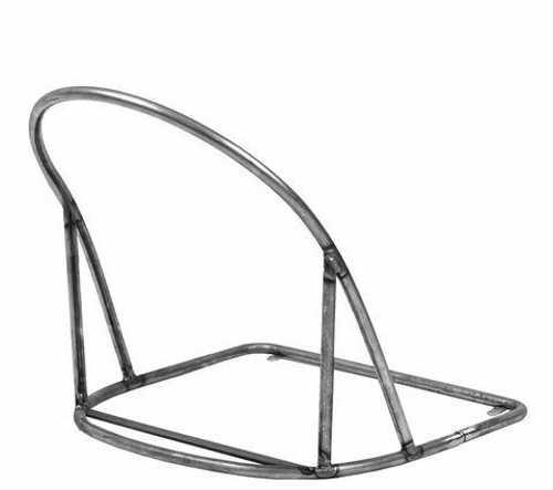 Металлический каркас стула со спинкой и сиденьем
