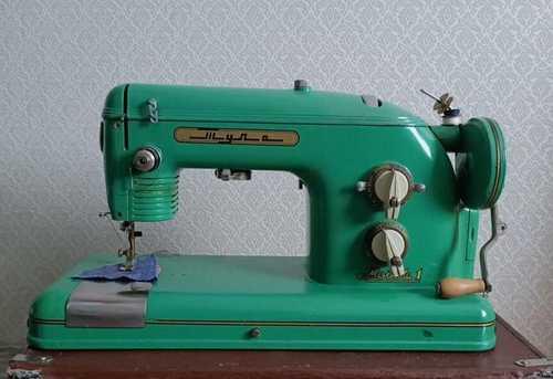 Швейная машинка Тула модель 1 с ручным приводом