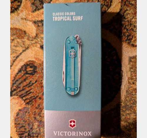 Нож-брелок Victorinox Classic SD Colors Бирюзовый