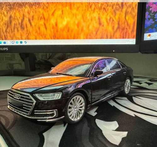 Коллекционная машинка Audi A8 в масштабе 1:24