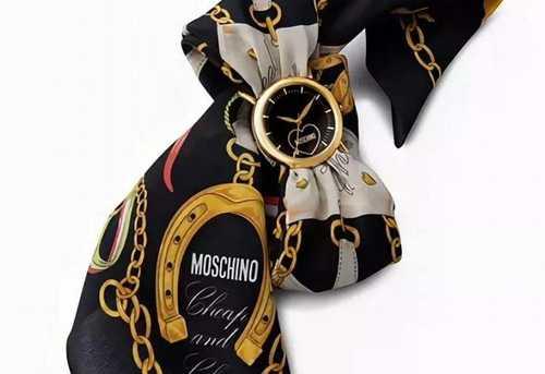 Часы Moschino на шёлковом платке оригинал