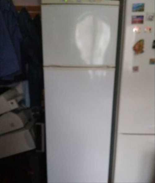 Холодильник Goldstar GR-353 FDS